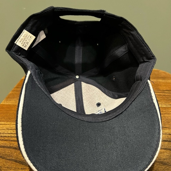 Accessories | Vintage Usa Bald Eagle American Flag Velcro Back Hat Navy ...